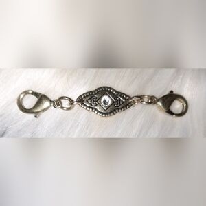 thirty-one - Poshmark